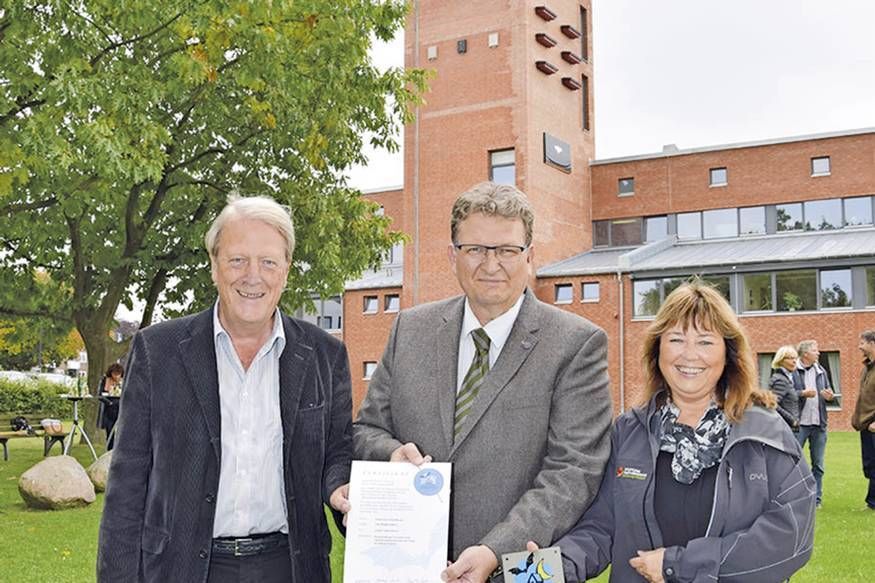 Ein Herz für Fledermäuse: Bürgerhaus Scharbeutz als „Fledermausfreundliches Haus“ ausgezeichnet ...